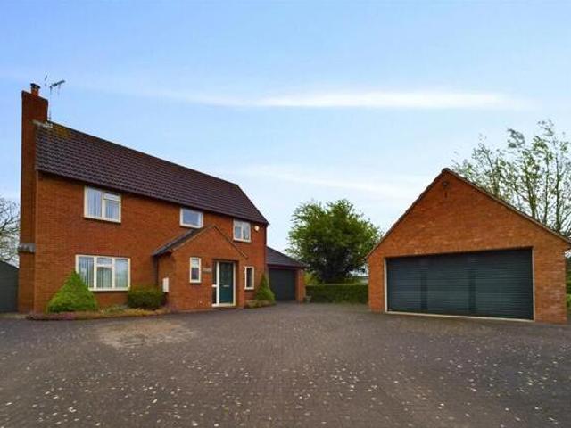 4 Bedroom Detached House For Sale In Stonehouse, Gloucestershire
