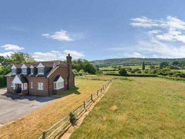 4 Bedroom Detached House For Sale In Storrington