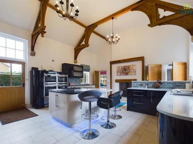 4 Bedroom Detached House For Sale In Stow