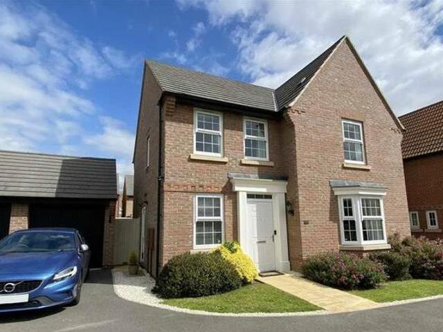 4 bedroom detached house for sale in Stratten Park Greylees NG34