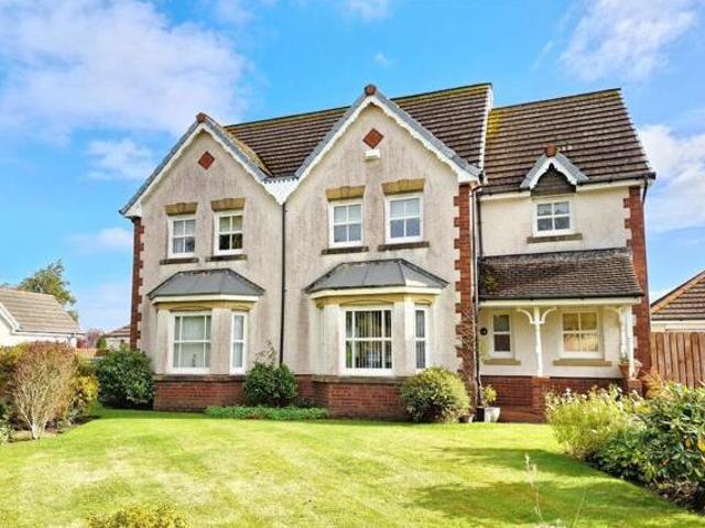 4 Bedroom Detached House For Sale In Strathaven