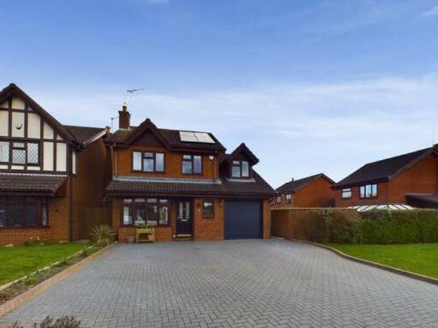 4 Bedroom Detached House For Sale In Stretton