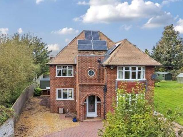 4 Bedroom Detached House For Sale In Sutton