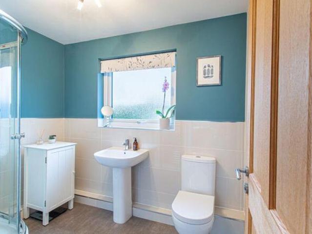 4 bedroom detached house for sale in Summerhill Gardens, Roundhay, LS8