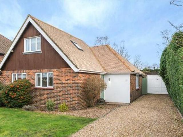 4 Bedroom Detached House For Sale In Surrey