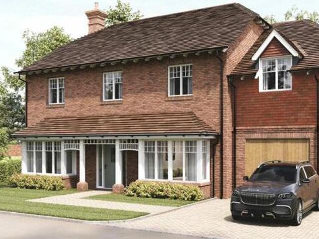 4 Bedroom Detached House For Sale In Surrey