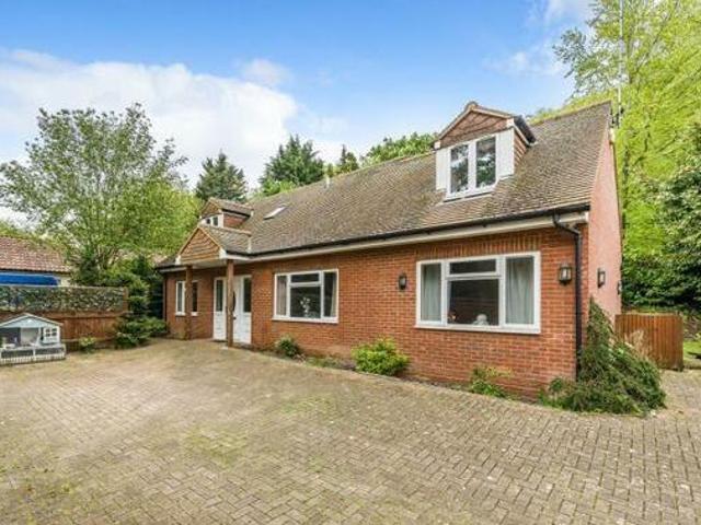 4 Bedroom Detached House For Sale In Surrey