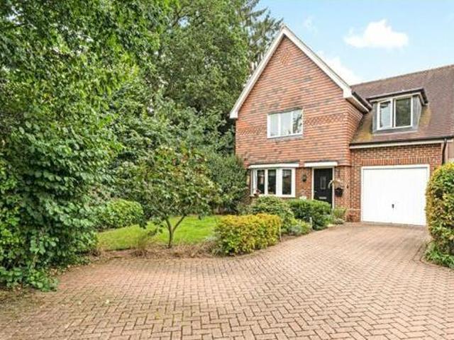 4 Bedroom Detached House For Sale In Surrey