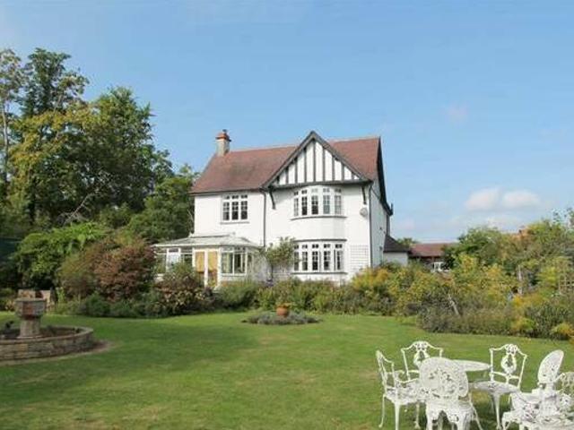 4 bedroom detached house for sale in Sussex Avenue RossOnWye HR9