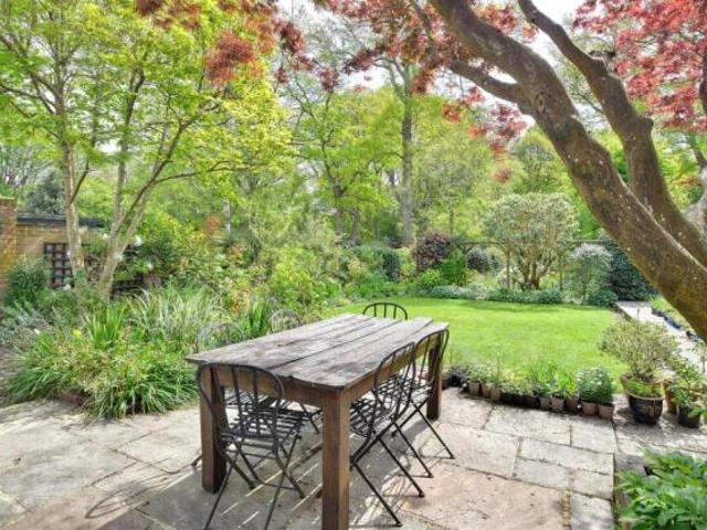 4 bedroom detached house for sale in Swain Road, Tenterden, TN30