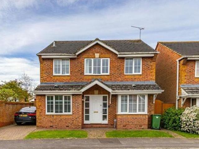 4 Bedroom Detached House For Sale In Swindon, Wiltshire