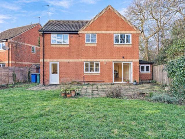 4 bedroom detached house for sale in Sycamore Close, Cambridge, CB1