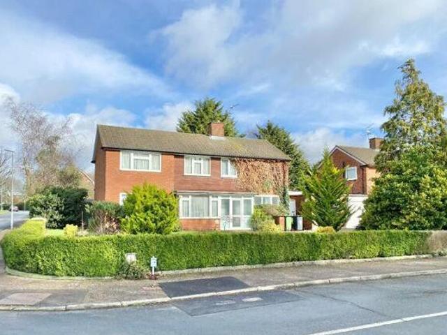 4 Bedroom Detached House For Sale In Potters Bar