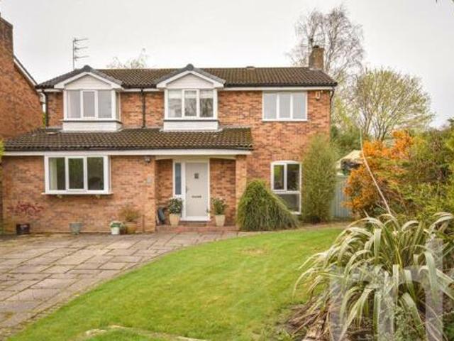 4 Bedroom Detached House For Sale In Poynton
