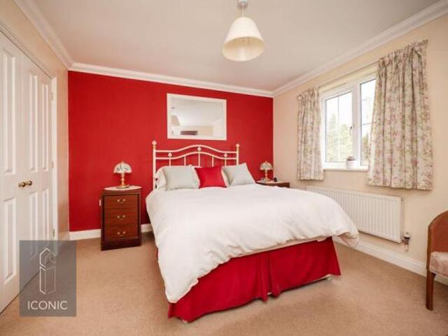 4 bedroom detached house for sale in Pond Lane, Drayton, Norwich, NR8