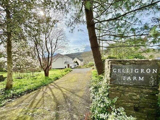 4 Bedroom Detached House For Sale In Pontardawe