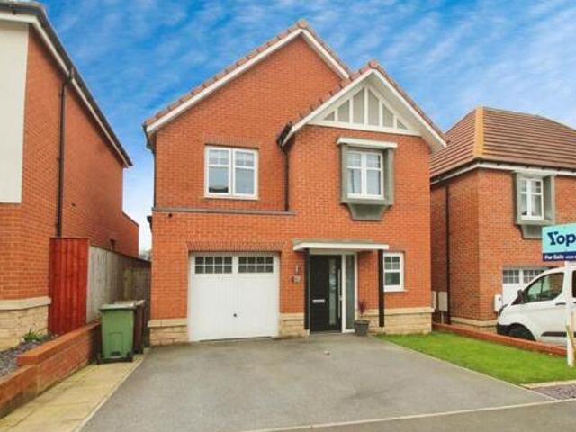 4 Bedroom Detached House For Sale In Pontefract