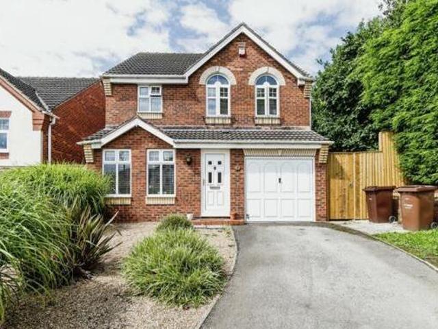 4 Bedroom Detached House For Sale In Pontefract, West Yorkshire