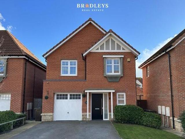 4 Bedroom Detached House For Sale In Pontefract, West Yorkshire