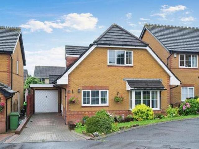 4 Bedroom Detached House For Sale In Pontprennau