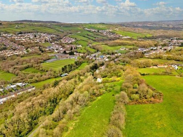 4 Bedroom Detached House For Sale In Pontyberem