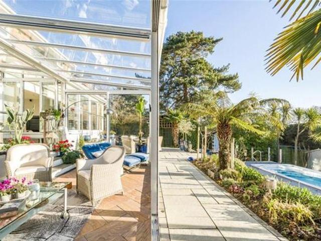 4 Bedroom Detached House For Sale In Poole