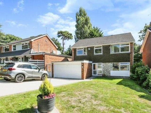 4 Bedroom Detached House For Sale In Poole