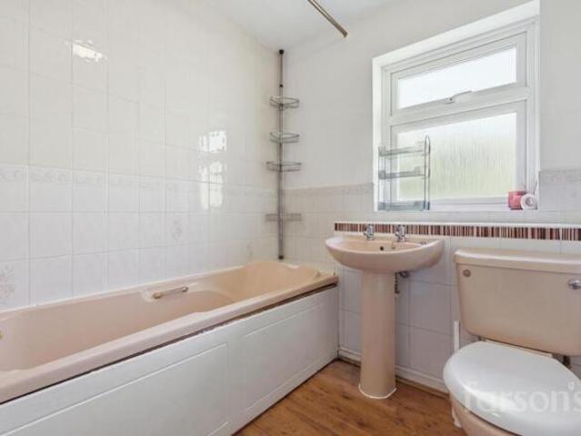 4 bedroom detached house for sale in Poplar Drive, Hutton, CM13