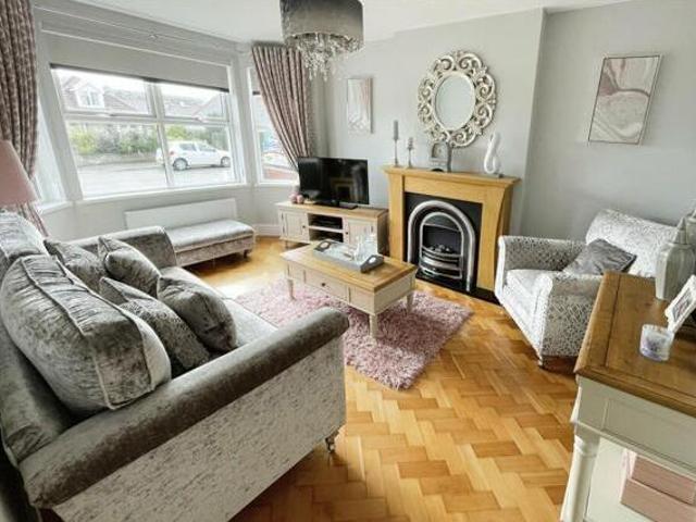 4 Bedroom Detached House For Sale In Porthcawl