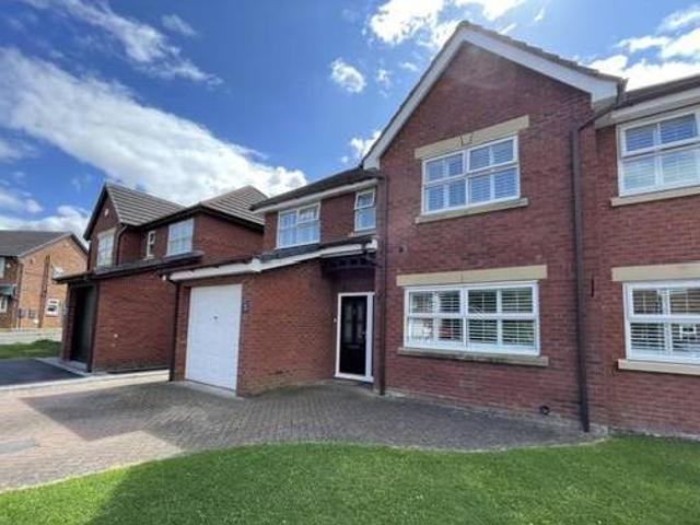 4 bedroom detached house for sale in Patterdale Close Wistaston CW2