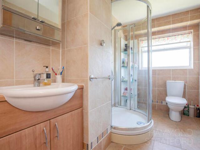 4 bedroom detached house for sale in Patteson Close, Cringleford, NR4