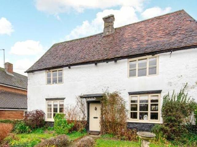 4 Bedroom Detached House For Sale In Padbury, Buckinghamshire