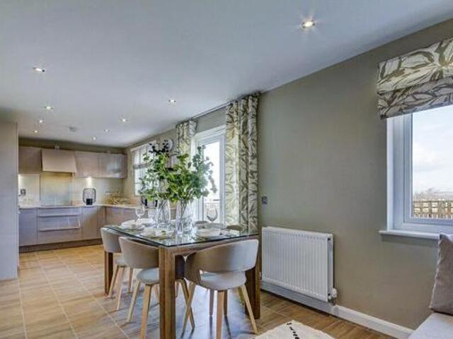 4 Bedroom Detached House For Sale In Paisley, Renfrewshire