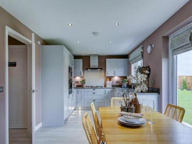 4 Bedroom Detached House For Sale In Paisley, Renfrewshire