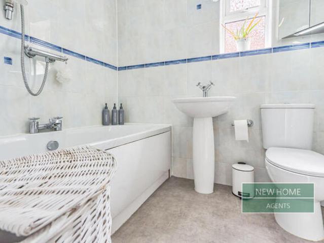 4 bedroom detached house for sale in Park View Close, Stoke on trent, ST3 2BF, ST3