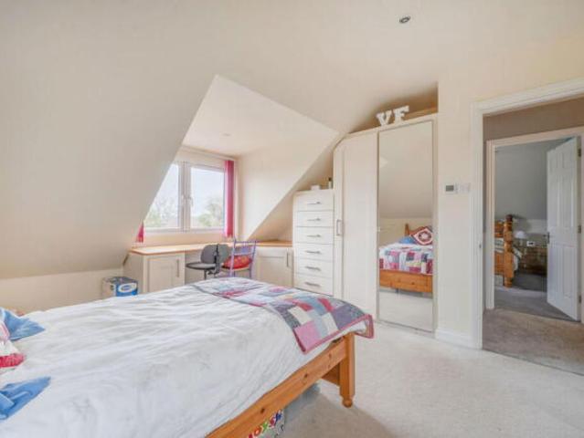 4 bedroom detached house for sale in Park Avenue, Old Basing RG24 7HT, RG24