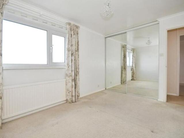 4 bedroom detached house for sale in Park Avenue, Chapeltown, Sheffield, S35
