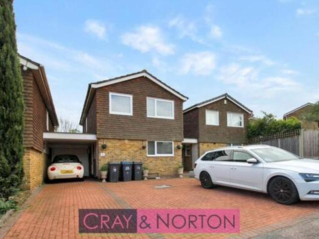 4 Bedroom Detached House For Sale In Park Hill