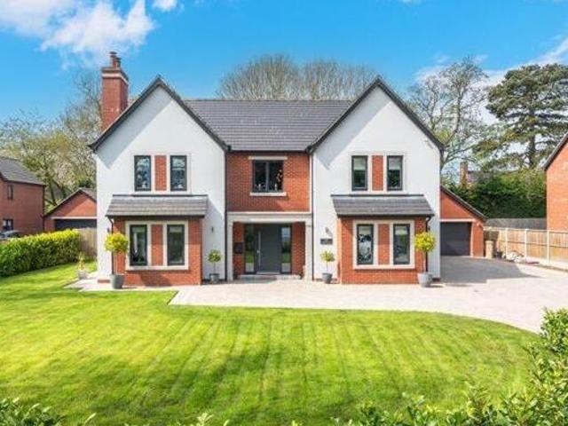 4 Bedroom Detached House For Sale In Park Lane, Manby