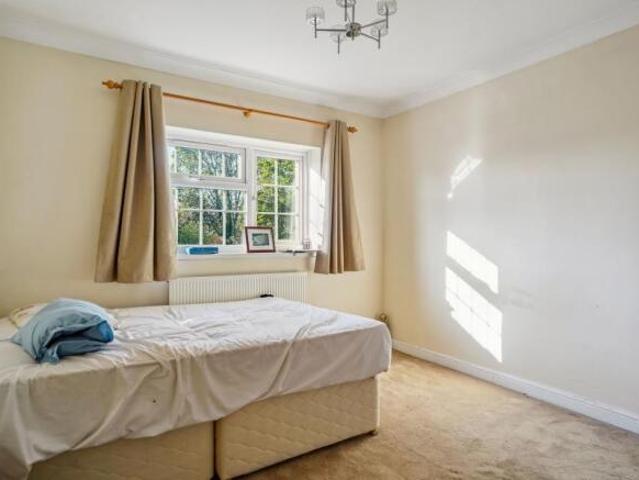 4 bedroom detached house for sale in Park Lane, Langley, SL3