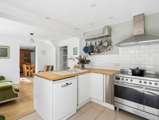 4 bedroom detached house for sale in Park Road, Winchester, Hampshire SO22