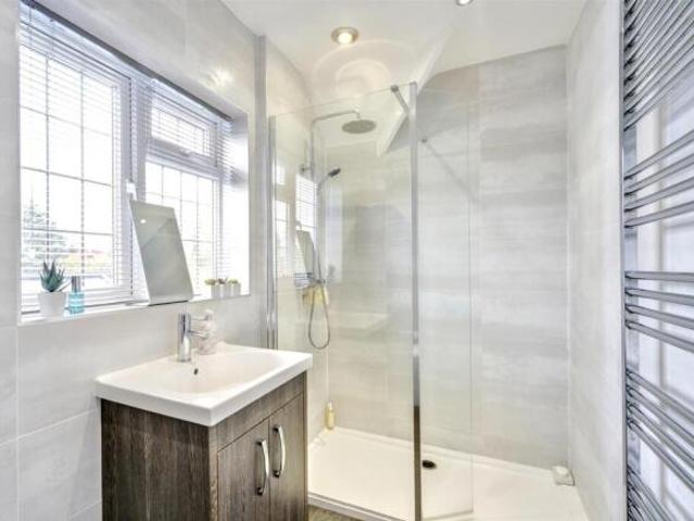 4 bedroom detached house for sale in Parkside, Wollaton, Nottingham, NG8