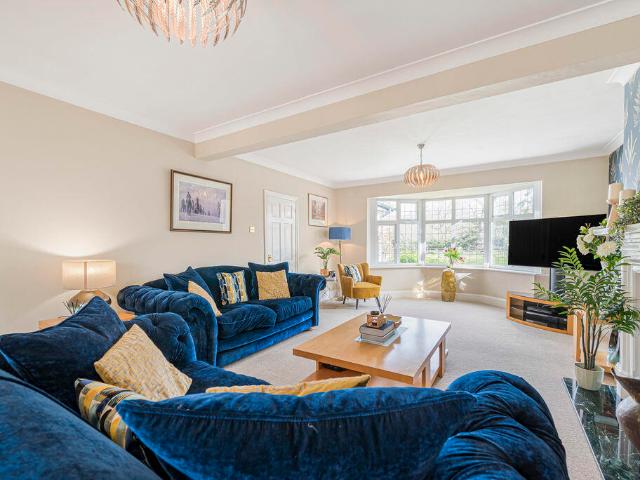 4 bedroom detached house for sale in Parsonage Lane, Sidcup, DA14