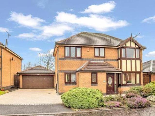 4 Bedroom Detached House For Sale In Passmonds