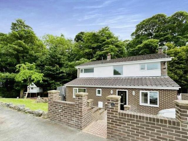 4 Bedroom Detached House For Sale In Peterlee, Durham
