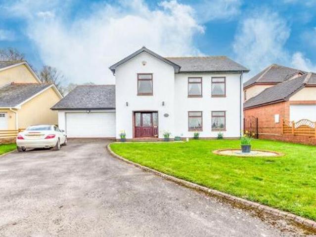 4 Bedroom Detached House For Sale In Peterstone Wentlooge