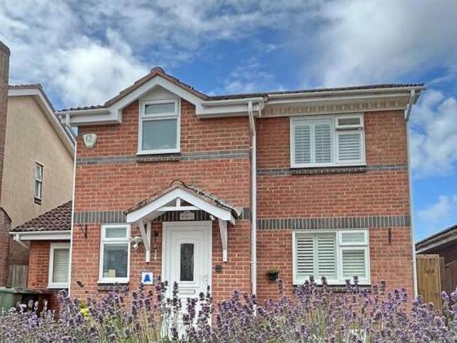 4 Bedroom Detached House For Sale In Pevensey, East Sussex