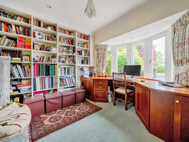 4 bedroom detached house for sale in Pewley Hill, Guildford, Surrey, GU1
