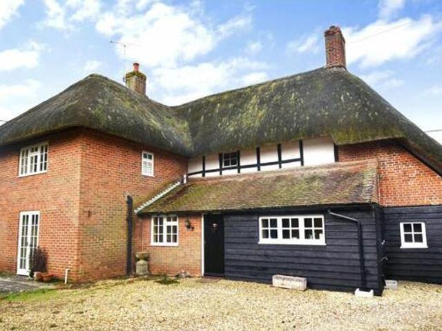 4 Bedroom Detached House For Sale In Pewsey, Wiltshire