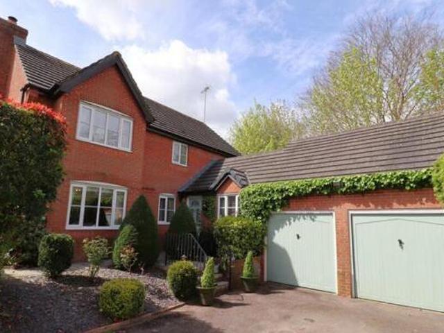 4 Bedroom Detached House For Sale In Pewsey